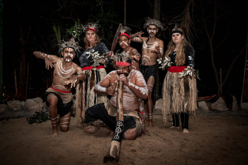 The Best Indigenous Experiences On Queensland’s Sunshine Coast - Food ...